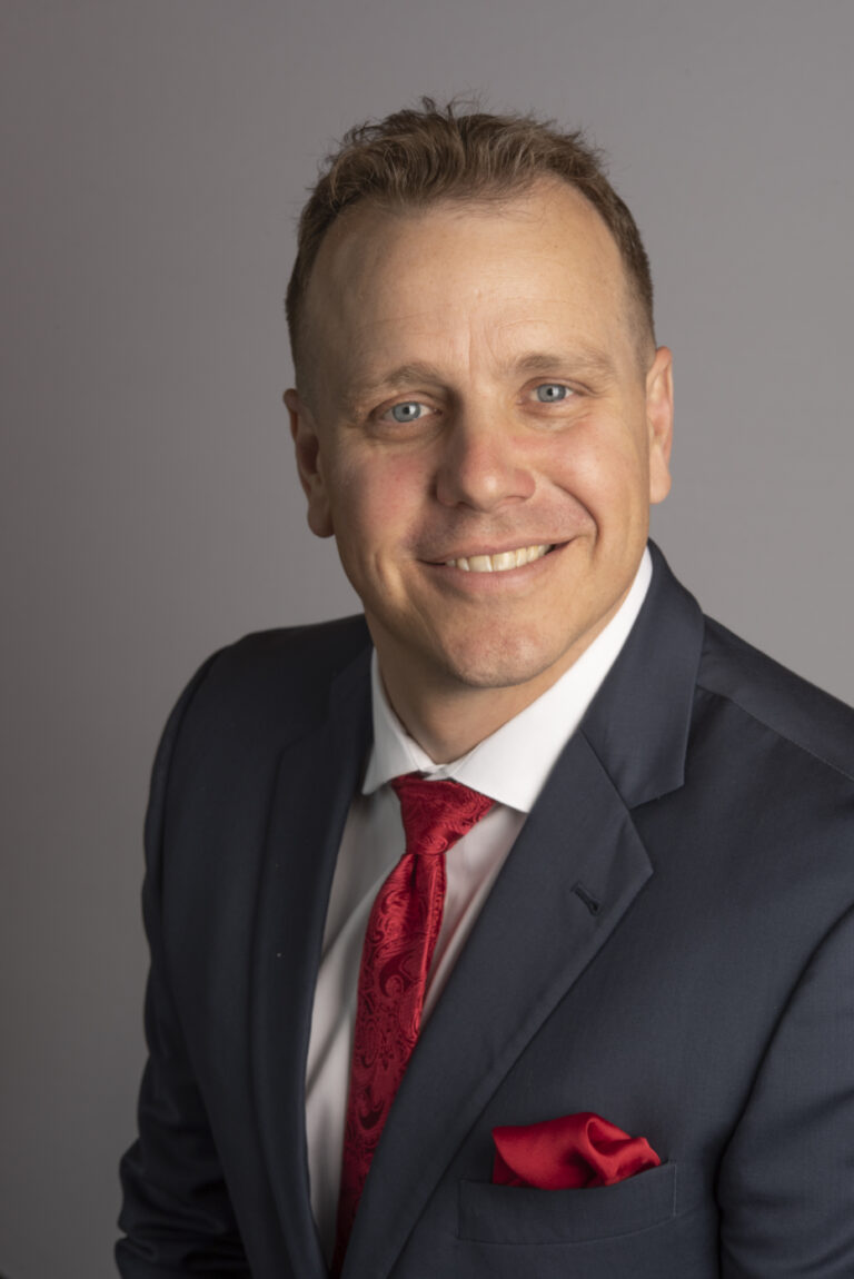 Ingram's :: 40 Under Forty: The 21st Class