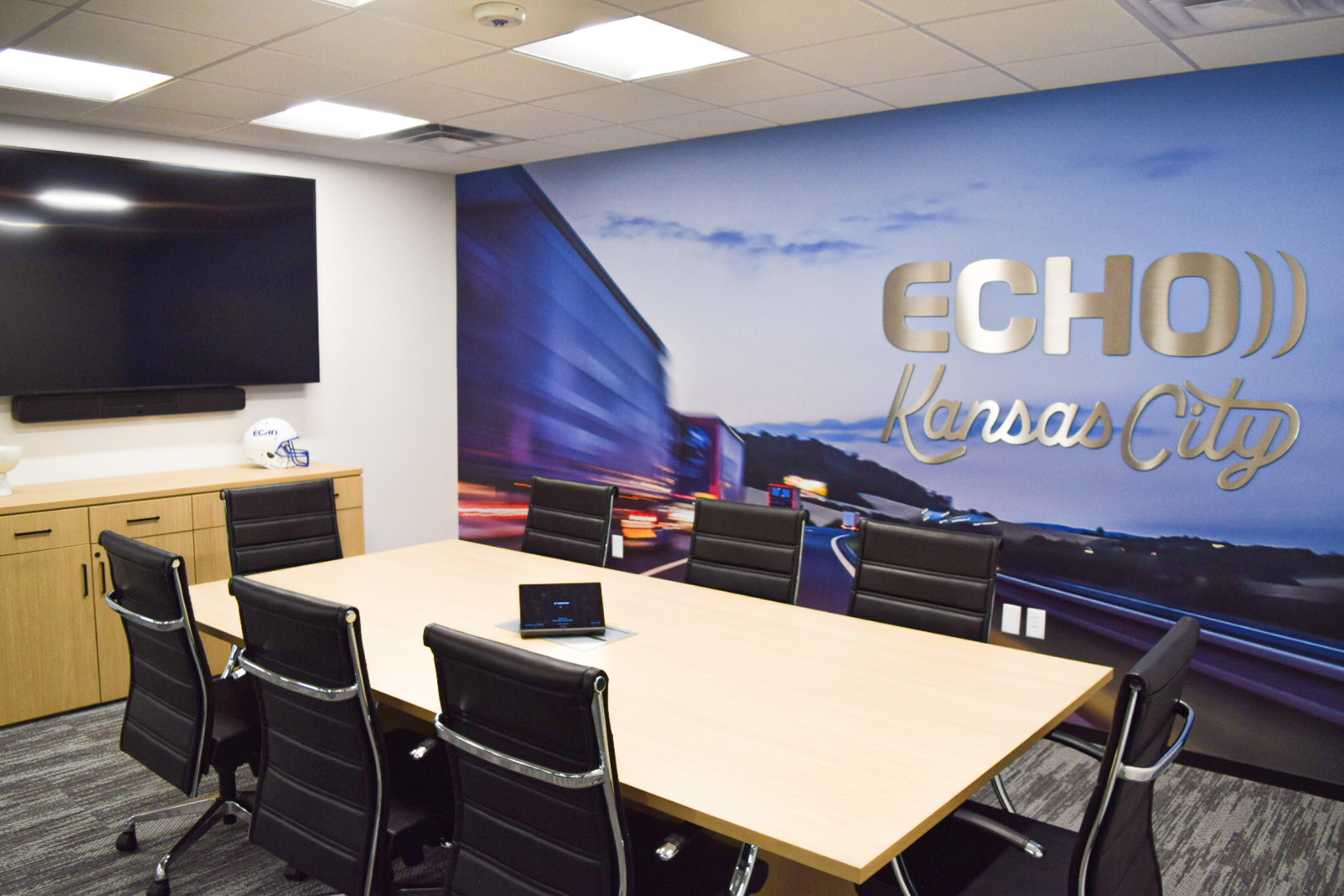 Echo Global Logistics Moves Into New Overland Park Office - Ingram's