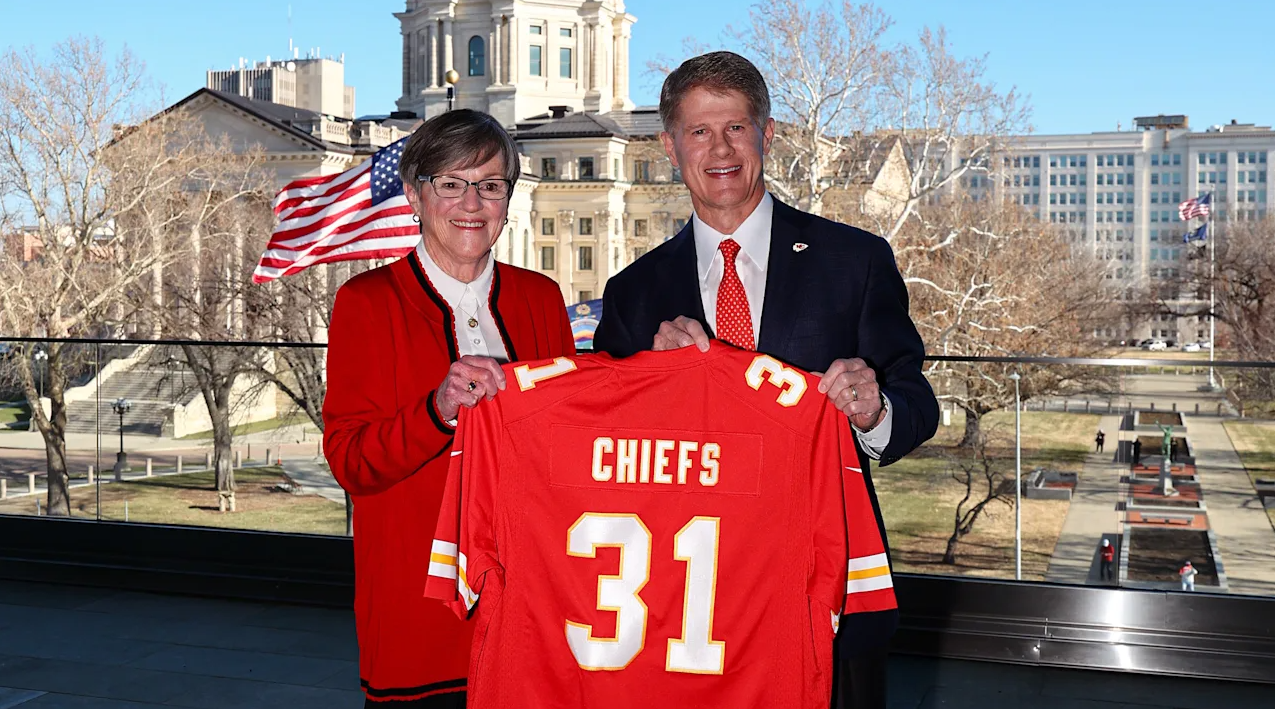 Ingram'sKansas City Chiefs, Gov. Laura Kelly Announce Agreement to Move ...